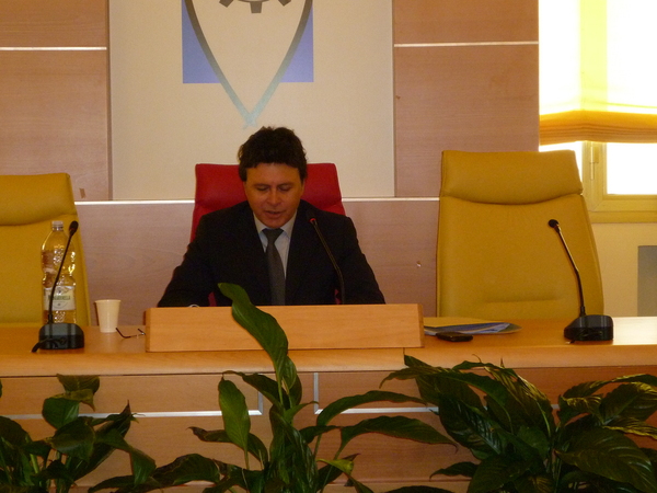 FRATTURA INSANABILE TRA GAMBUZZA E GLI ORGANISMI DELLA CAMCOM? - Ragusa ...