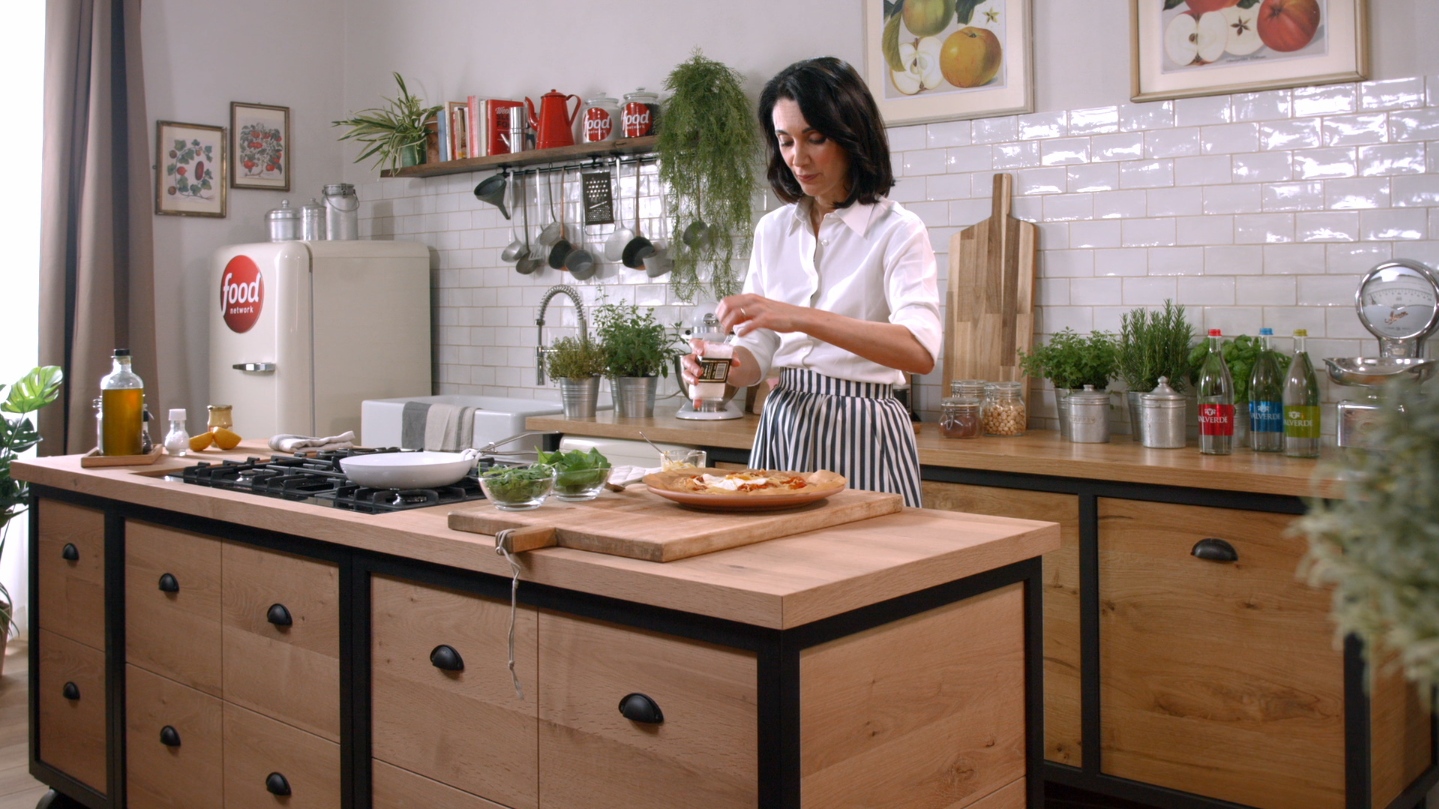 In cucina con Csaba: su food network, un nuovo programma con la regina ...