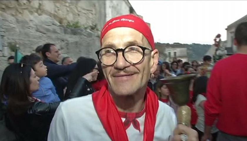 I Ris tornano a casa del cuoco Lucifora, si cercano nuovo indizi. Ecco ...