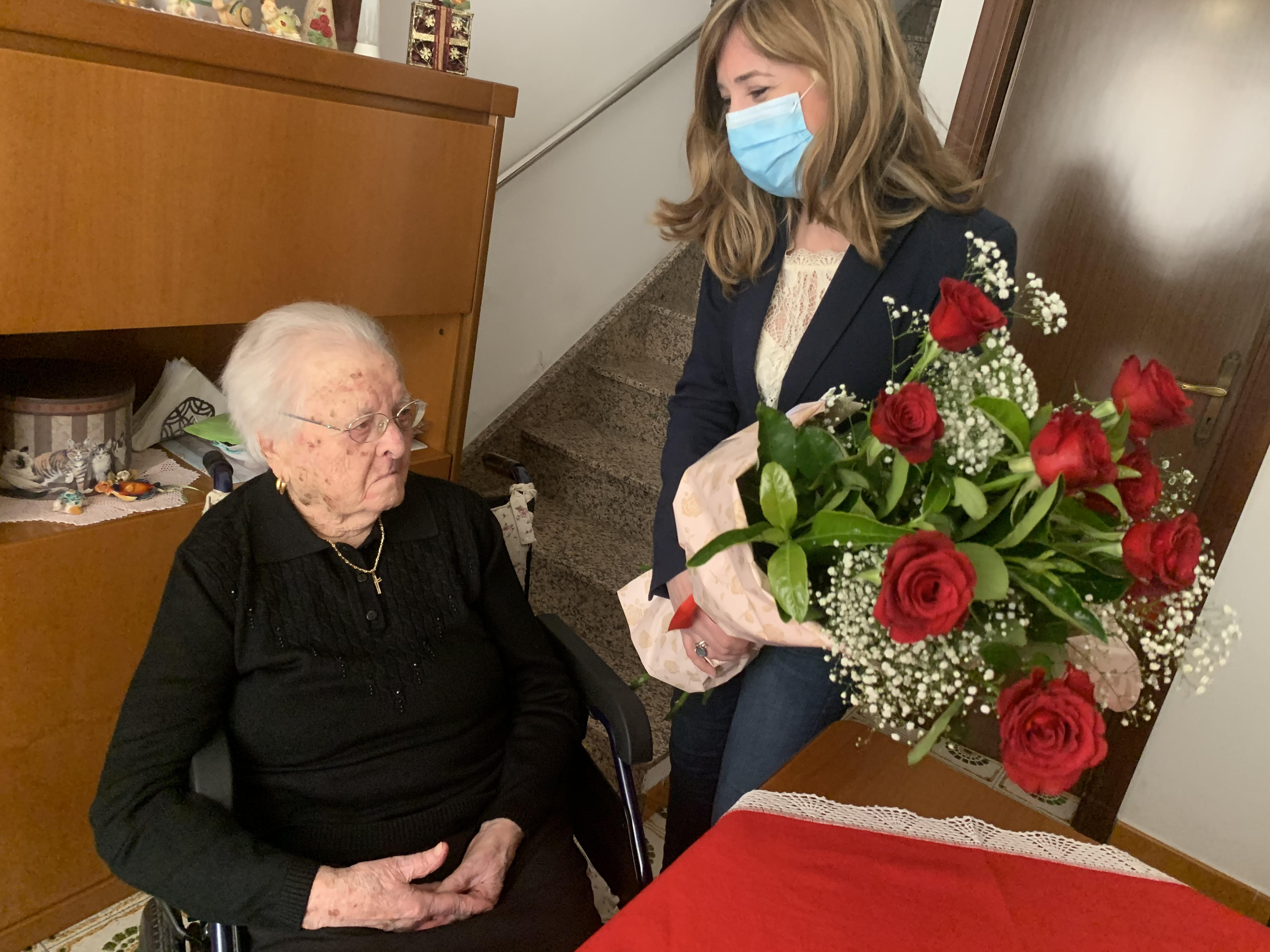 Scicli: la signora Angela Cannella ha compiuto 100 anni - Ragusa Oggi