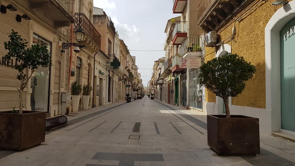 Me contro Te matrimonio rimandato alla primavera 2026 - Ragusa Oggi