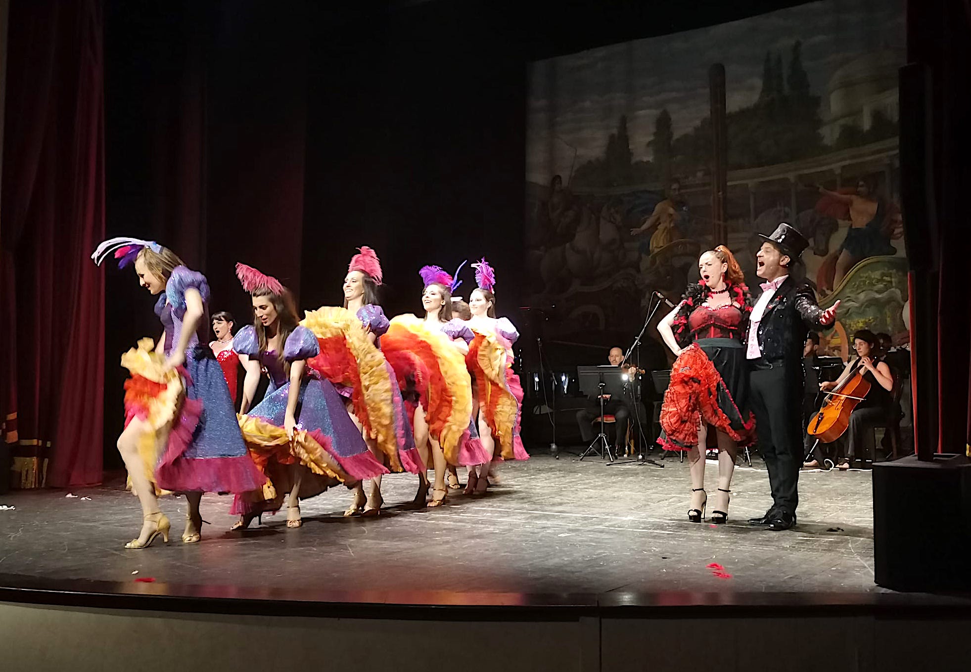 Brio e vivacità per il Gran Galà dell'Operetta con il re Umberto Scida ...