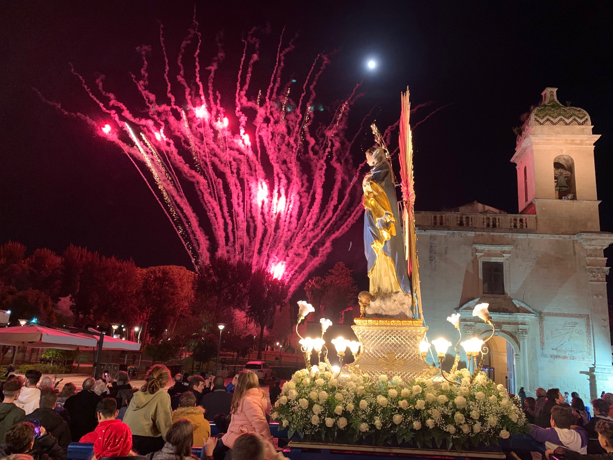 E’ tornata a Ibla la processione in onore dell’Immacolata - Ragusa Oggi