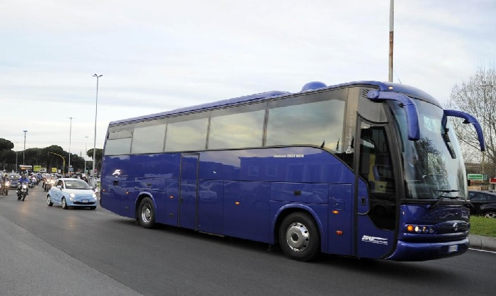 Divieto di transito dei pullman sulla via Fiumara che collega Modica ...